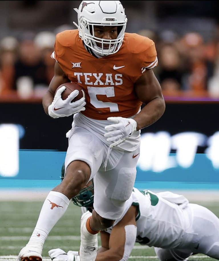 Best College Football Uniforms - Campus Insiders