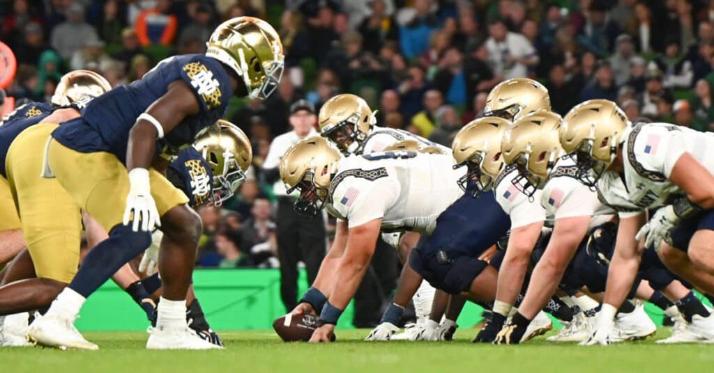 Best College Football Players of All Time - Campus Insiders