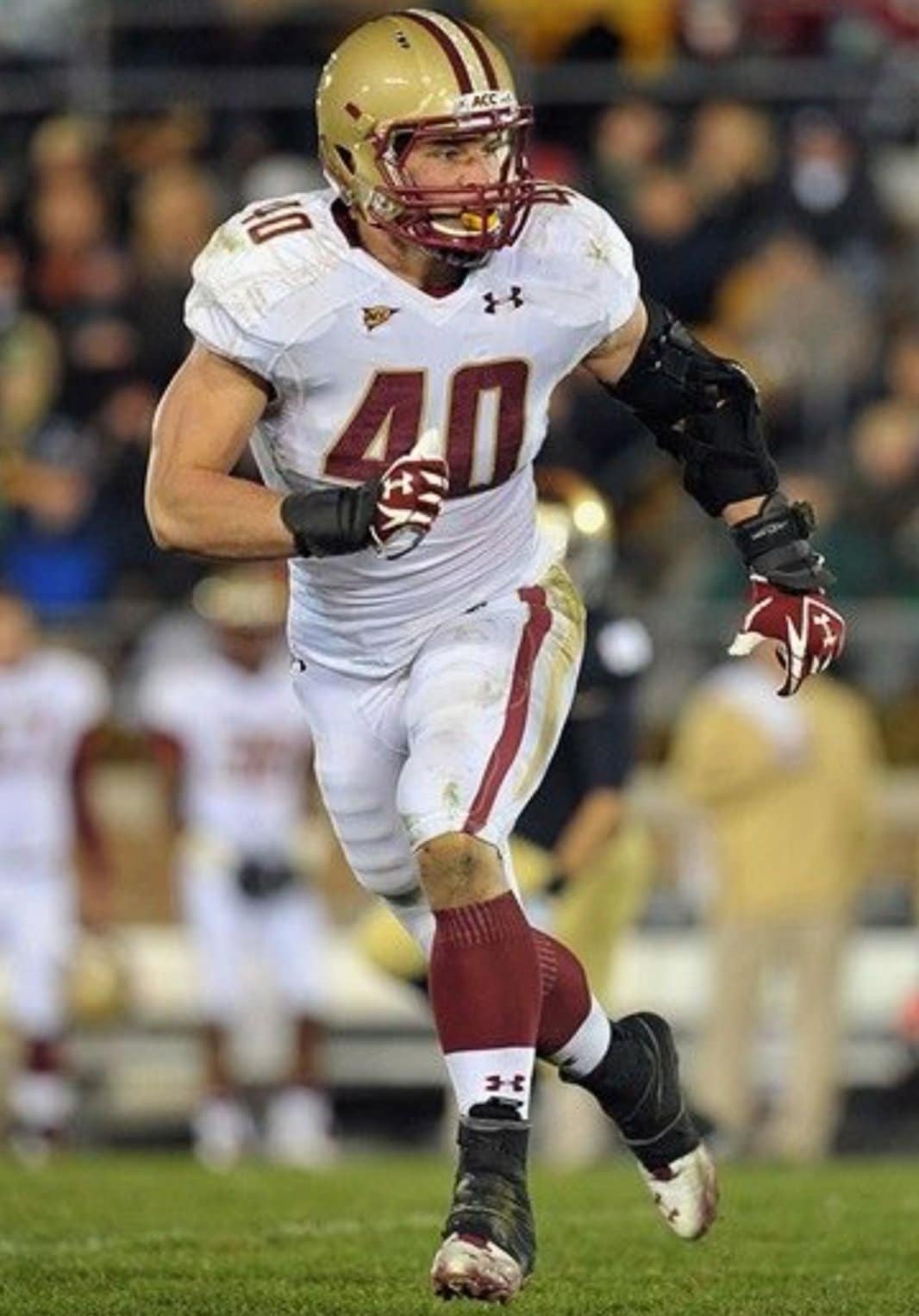The Best Linebackers in College Football History - Campus Insiders